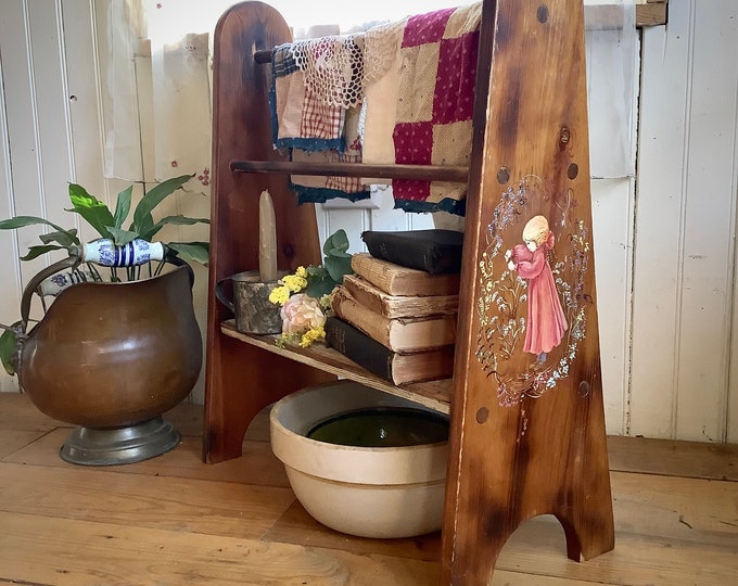 Vintage Primitive Style Small Quilt/doily Rack With Removable Shelf ...