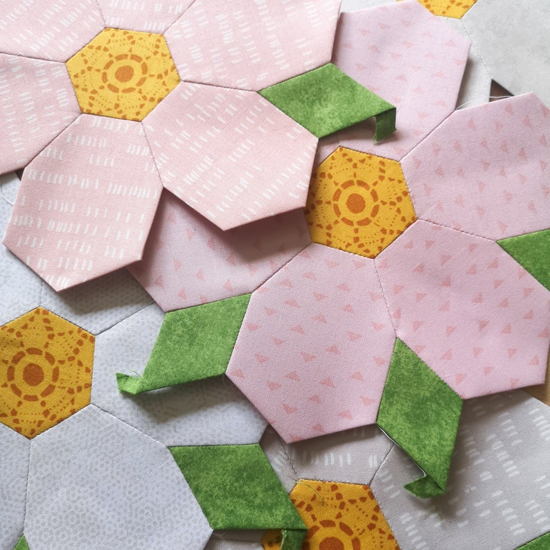 Pre-cut Geranium XL Paper Templates for English Paper Piecing ...