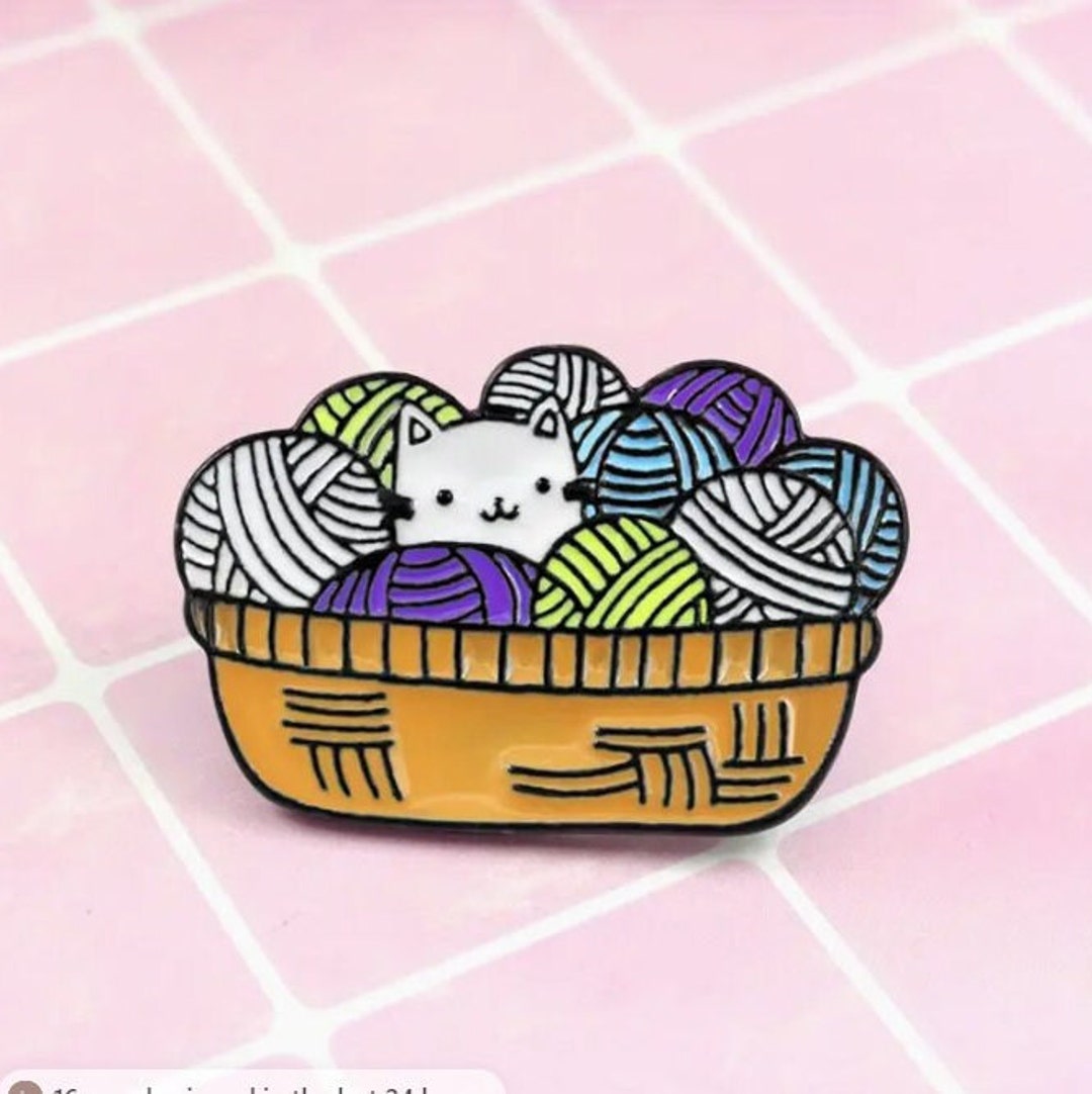 Cartoon Wool Cluster Cat Enamel Pin Cute Animal Badge on Backpack ...