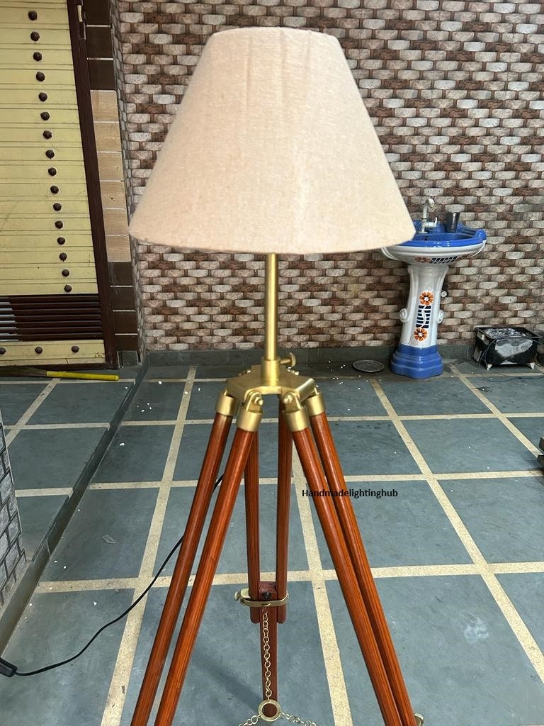 Wooden Tripod Floor Lamp Stand E27 Bulb Holder With Wire Tripod Stand ...