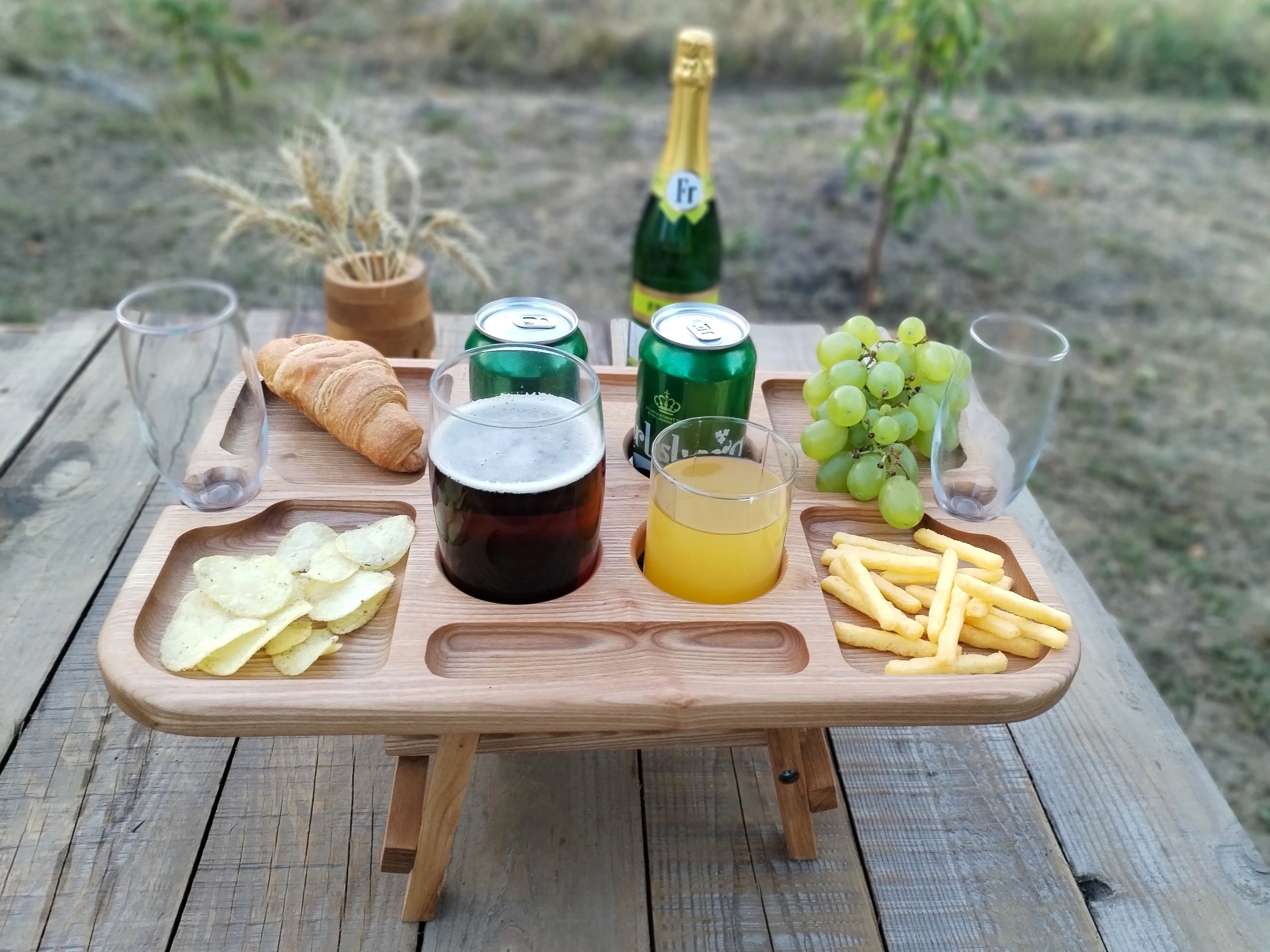 Wooden Beer Holder, Portable Drink Beer Table, Folding Picnic Table ...