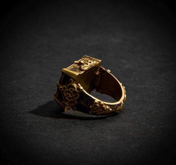 Rare Antique Islamic Seljuk Period Gold Ring 12th Cen… - Gem
