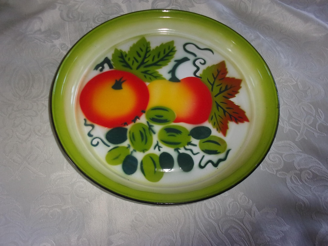 Vtg 1960's Round ENAMEL Fruit Pattern GRANITEWARE Tray 11 3/4 Very Good ...