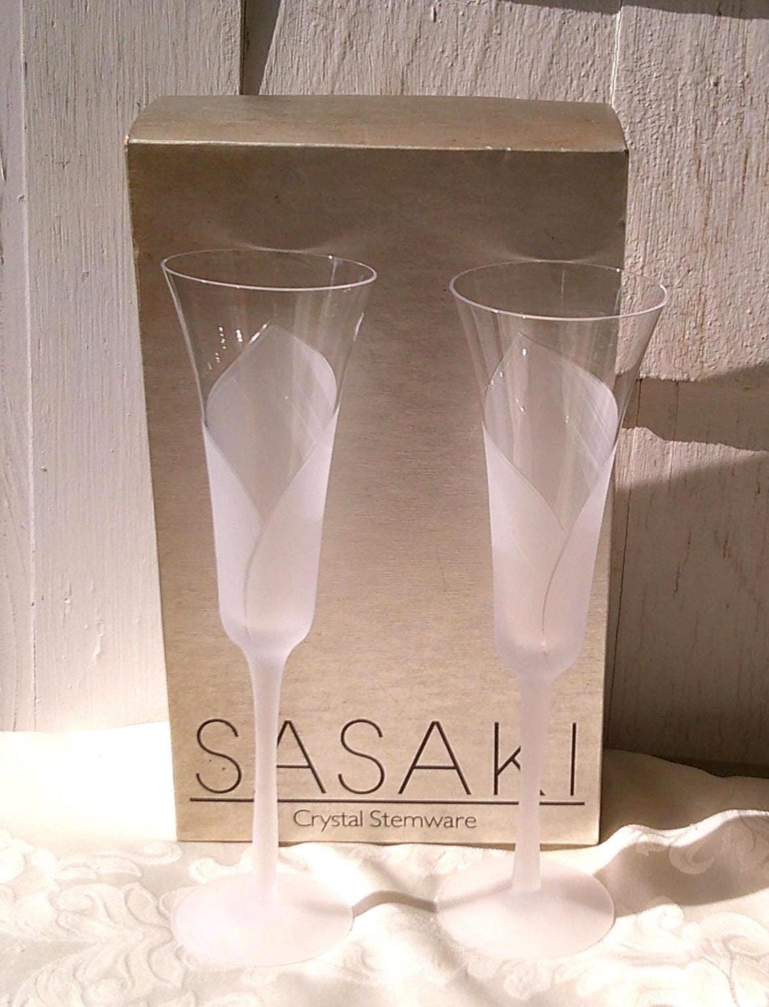 Sasaki Hana Cala Lilly Champagne Flutes Set of 2 W/ Box Discontinued ...