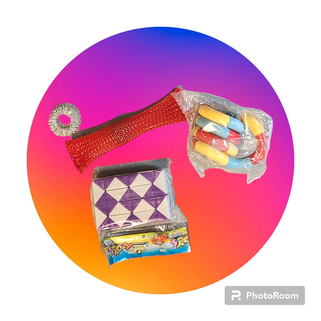 Ultimate Fidget Toy Box, Fidget Toy Box, Sensory Toy 17 Fidgets ...