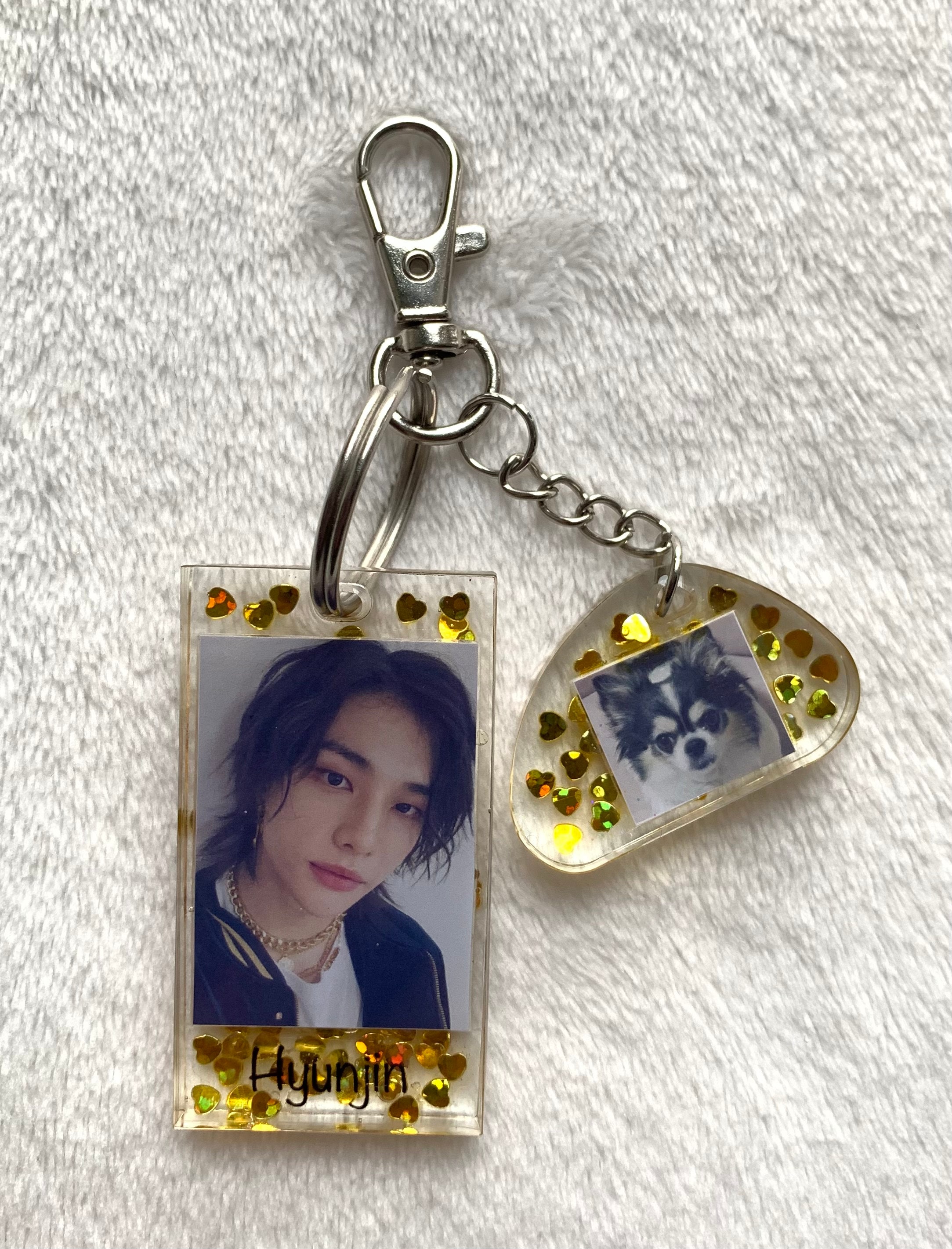 Keychain:stray Kids With Their Pet Keychain of Your Bias and Pet Soonie ...