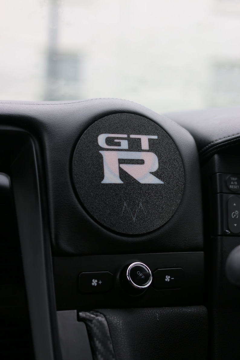 Nissan GTR R35 Magsafe Charger Phone Holder - Etsy