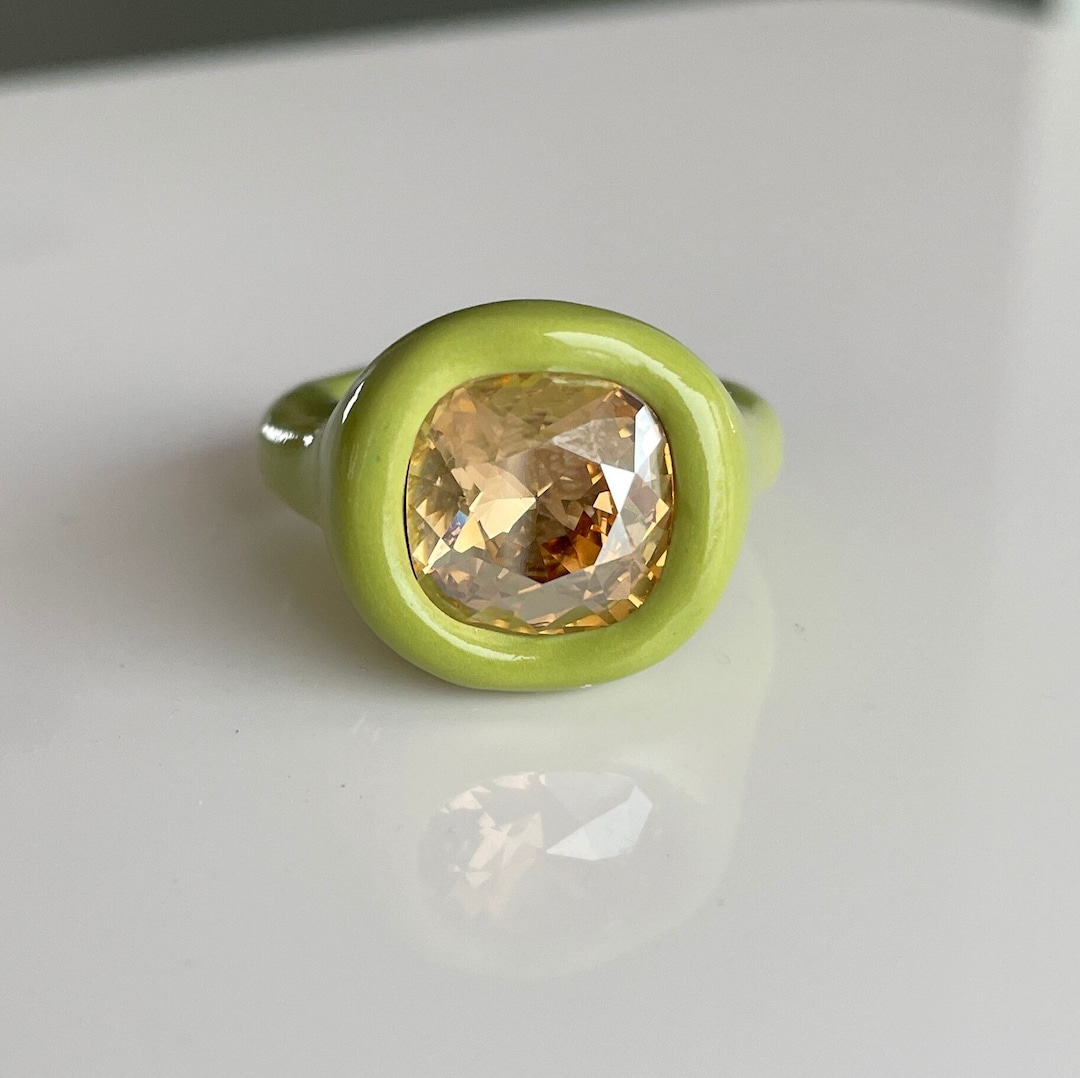 Matcha Green Glossy Trendy Handsculptured Clay Ring With Light Yellow ...