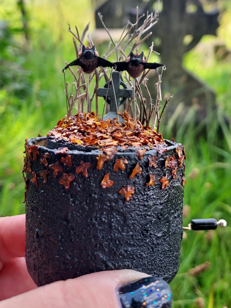 Flying Bat Automaton, Wind Motion Sculpture - Etsy