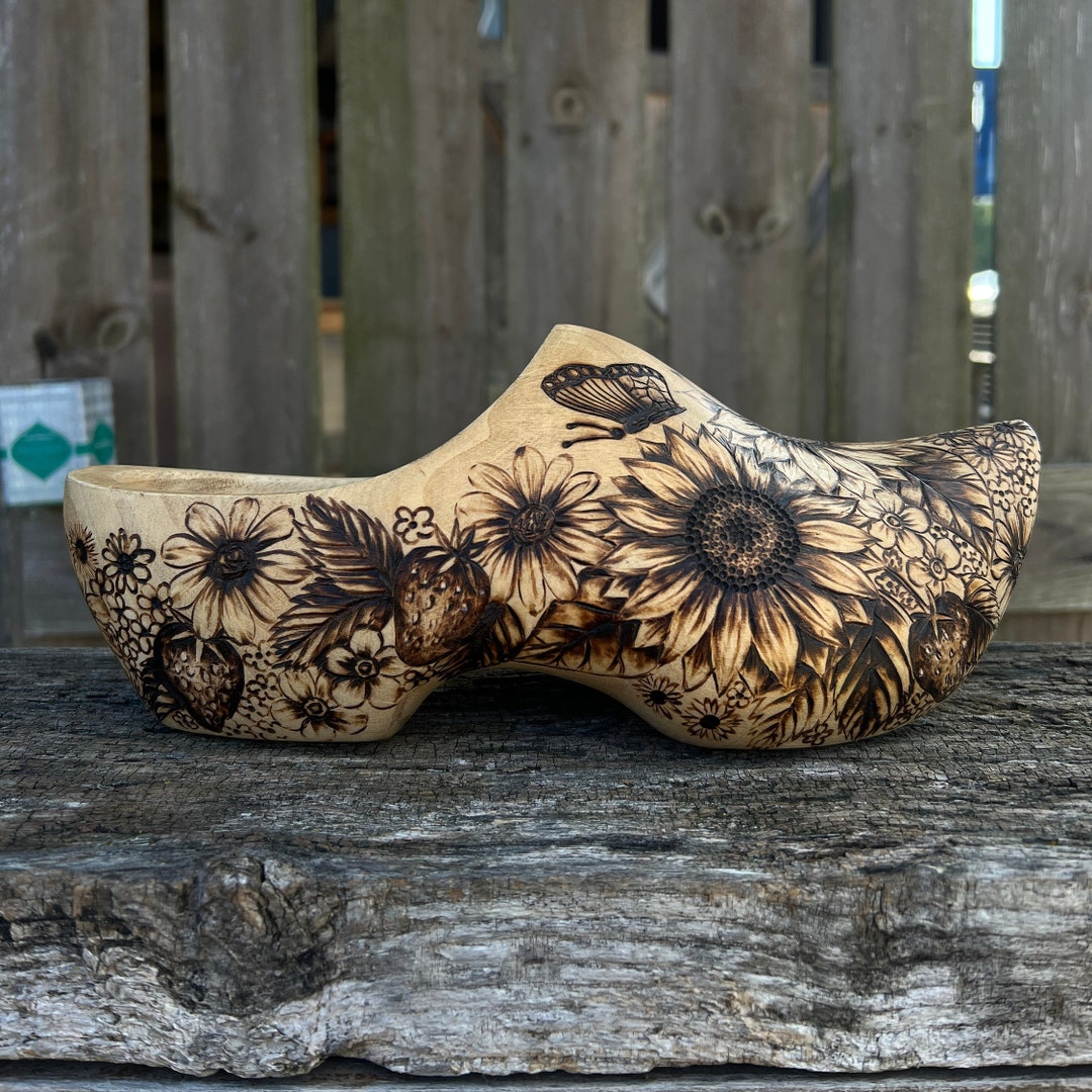 Pyrography Sunflower Clog: Wooden Klompen Art, Cottagecore Decor - Etsy