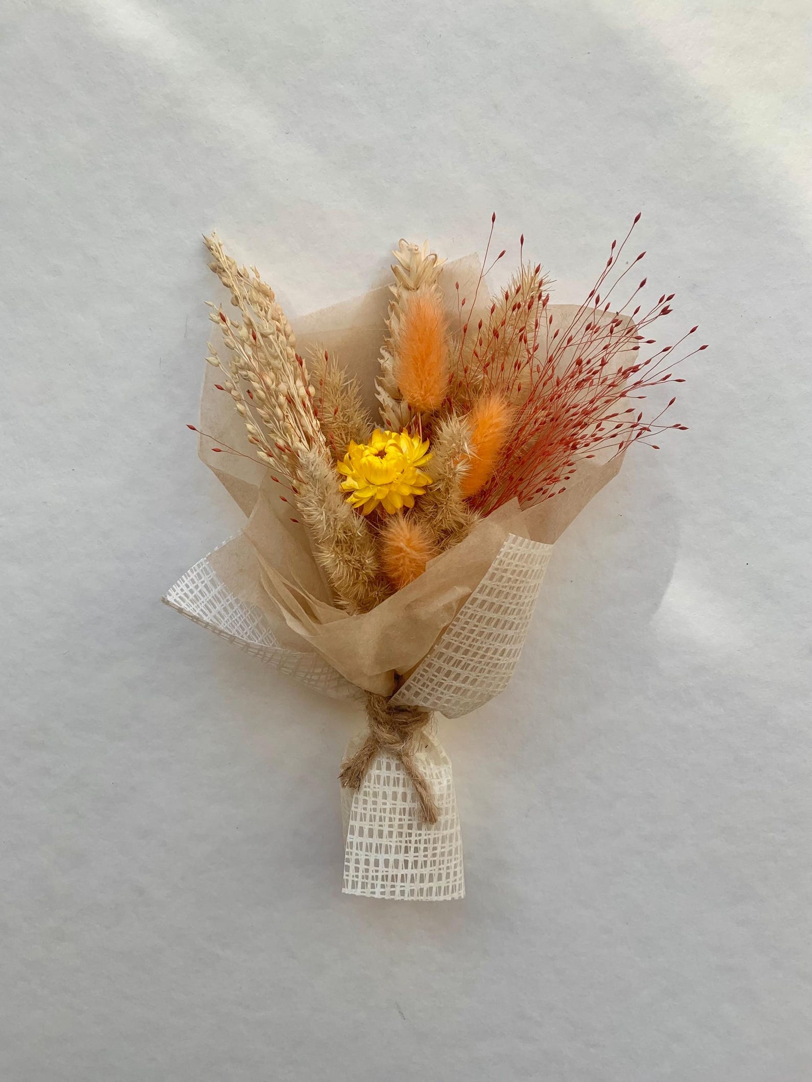 Mini Dried Flower Bouquet Easter Preserved Decor Wildflower Bloom Posy ...