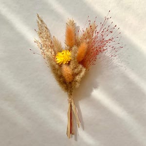 Mini Dried Flower Bouquet Easter Table Centrepiece Wildflowers Posy ...