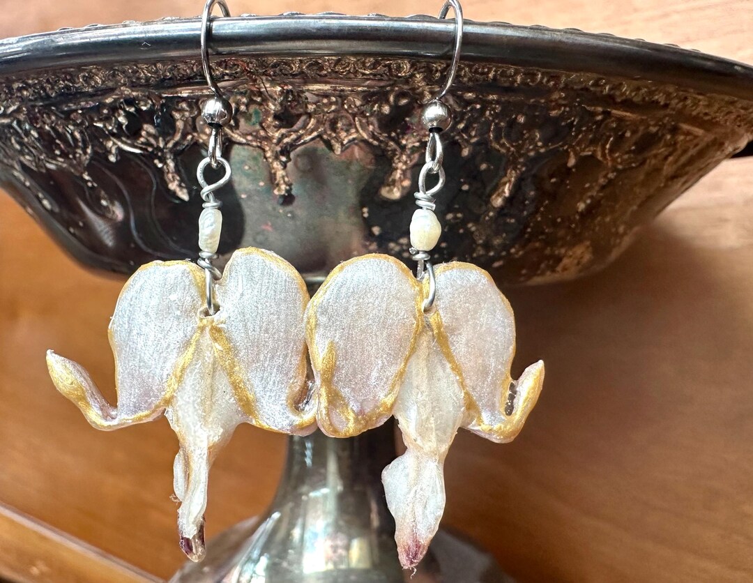 Real Bleeding Heart Dried Flower Earrings, White Bleeding Heart and ...
