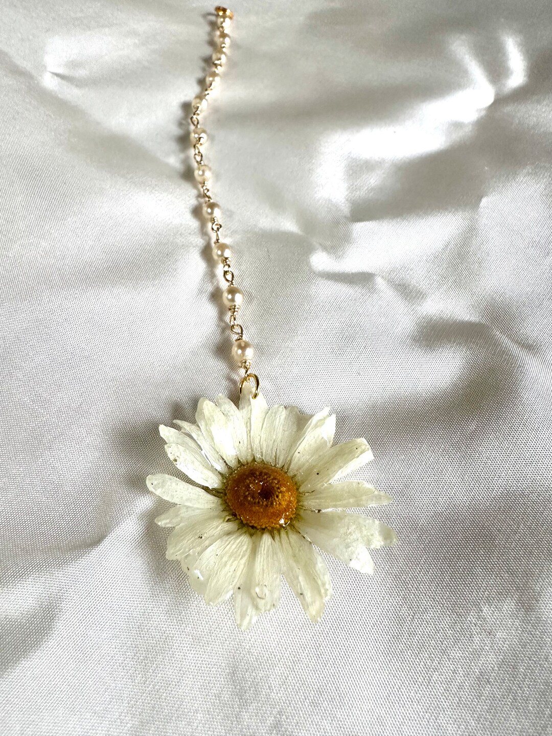 Flower Tikka, Faux Pearl Daisy Tikka, Hair Accessory, Indian Wedding ...