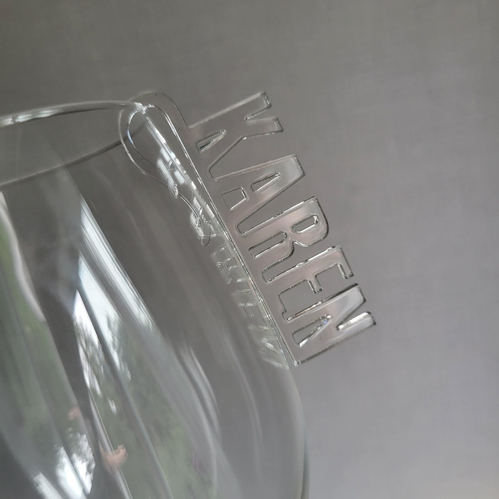 Acrylic Wedding Name Place Tags, Disc Name Tags, Mirror Acrylic Name ...