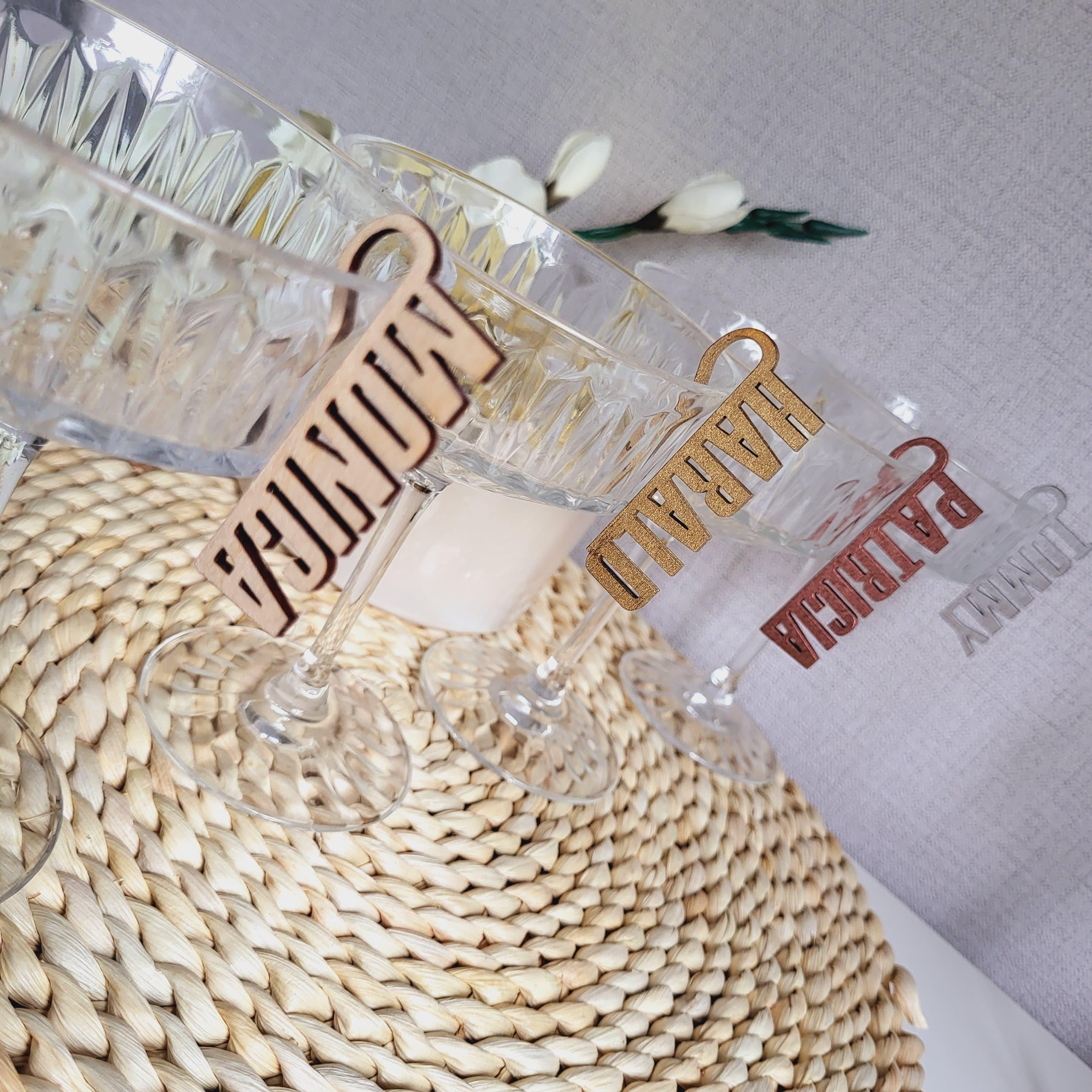 Acrylic Wedding Name Place Tags, Disc Name Tags, Mirror Acrylic Name ...