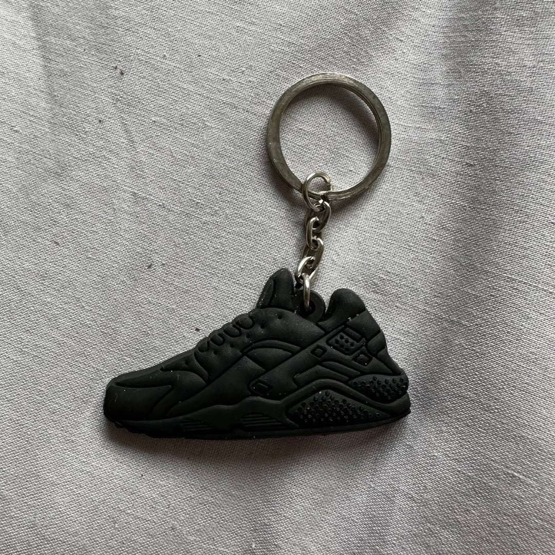Sneaker Themed Silicone 2D Keychain - Etsy