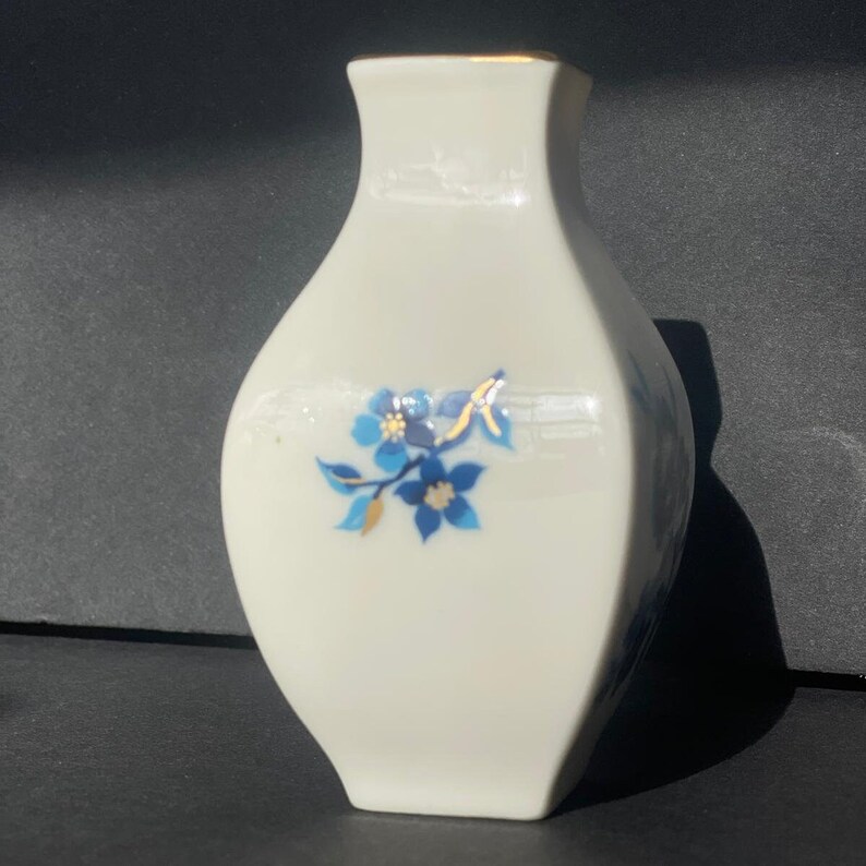 Vintage Mini Lenox Pagoda Blue Gold Trim Vase, Porcelain Flower Vase ...