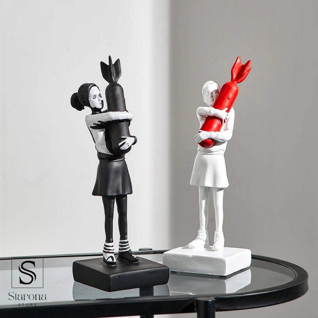 Art Home Decor, Banksy Girl Bomb Statue Banksy Street Art, Girl Hugging ...