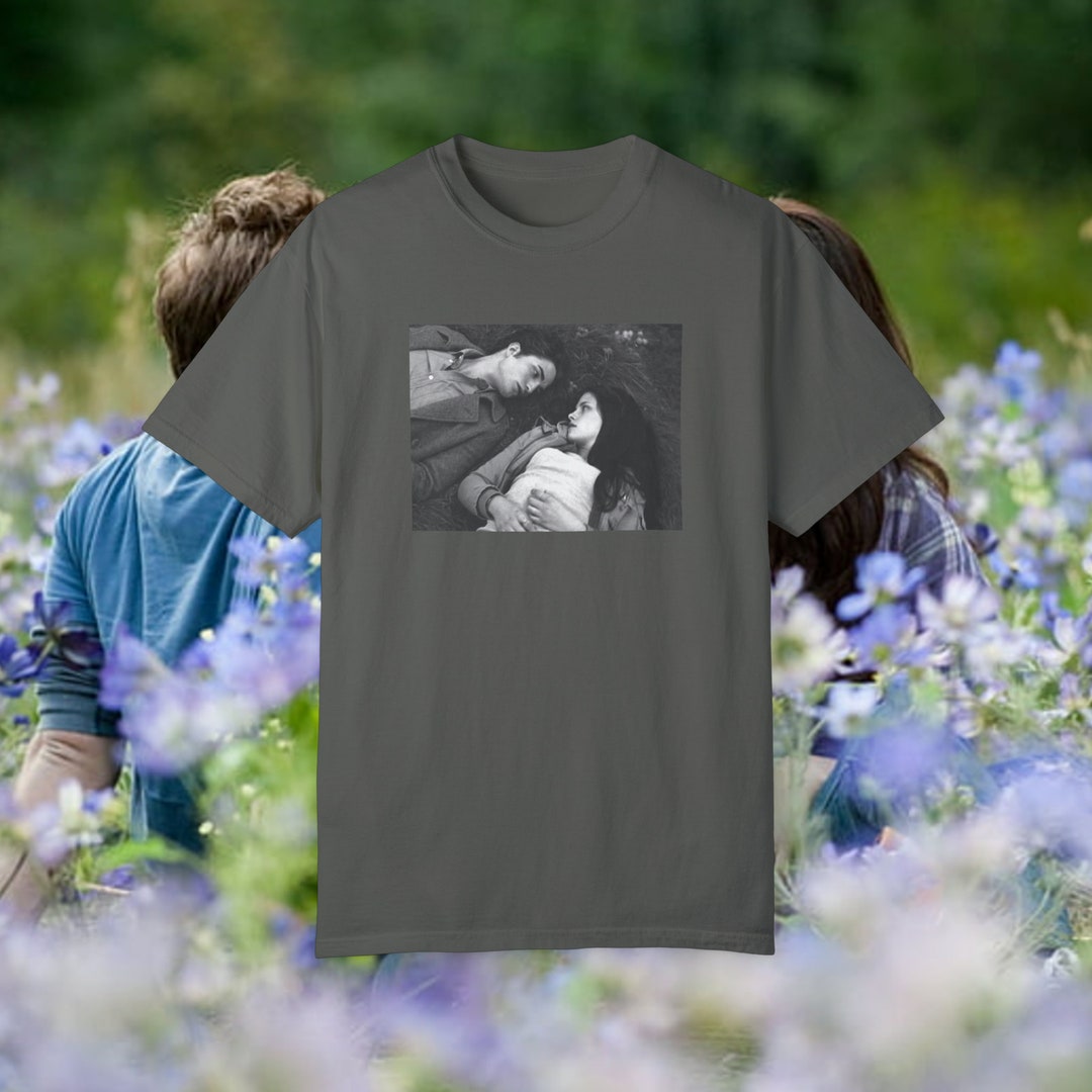 Edward & Bella Twilight T-shirt Comfort Colors Vintage Faded - Etsy