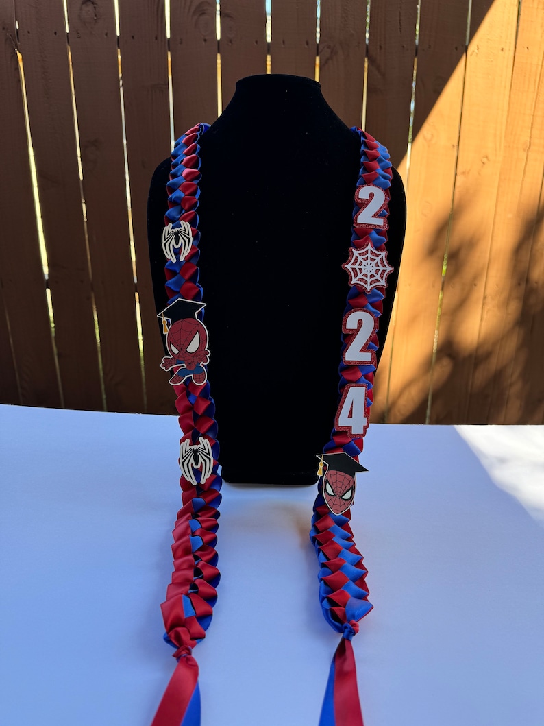 Spiderman Graduation Lei Class of 2024 - Etsy UK