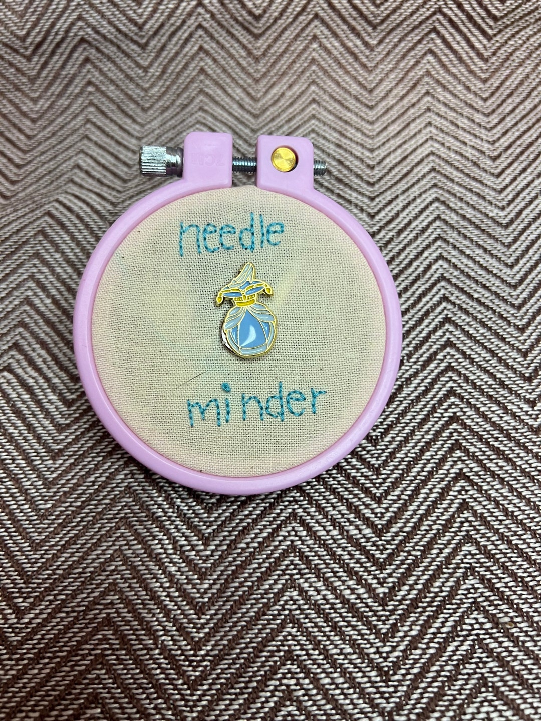 Cinderella Princess Perfume Bottle Magnetic Needle Minder - Etsy