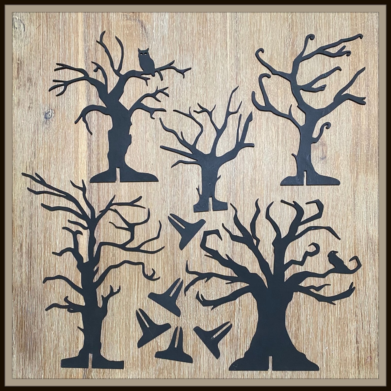 Spooky Tree, Halloween Décor, Black Wooden Tree, Spooky House Village ...