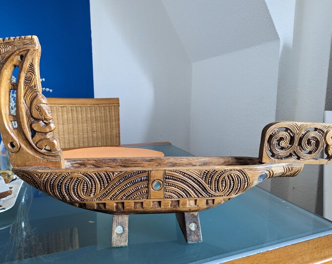 Hand Carved Maori Boat From New Zealand - Etsy