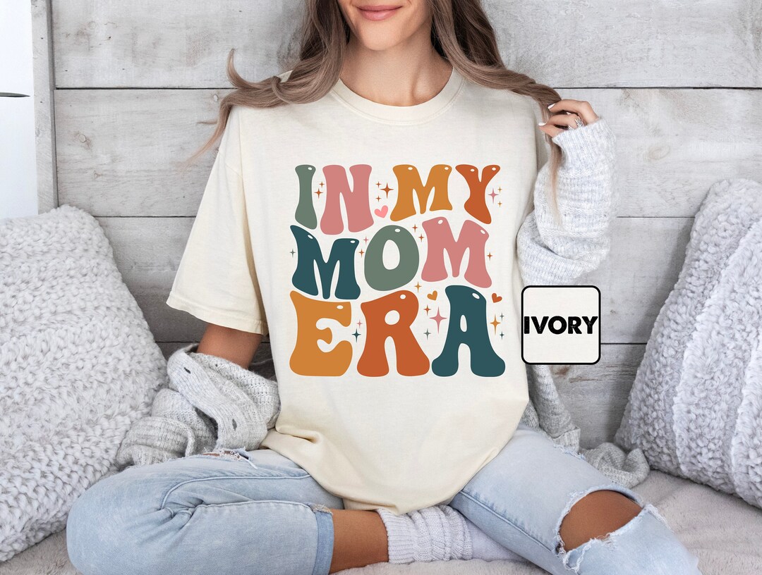 Comfort Colors® in My Mom Era Shirt, Retro Groovy Mom Shrit, Mom's ...