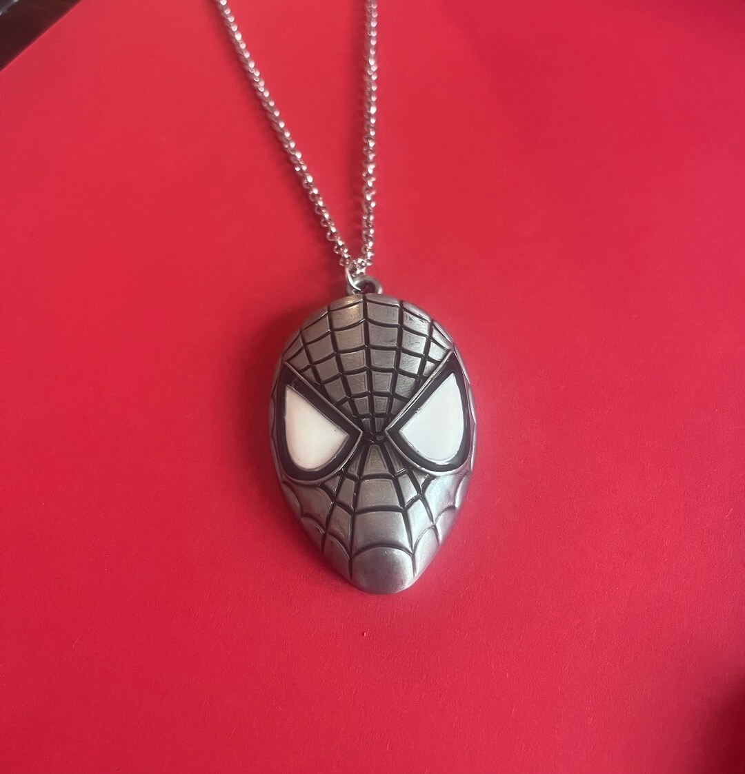 Marvel’s Spiderman Silver Face Necklace - Peter Parker Themed Necklace ...