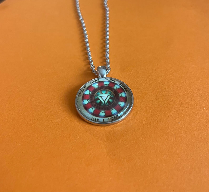 Marvel’s Tony Stark Arc Reactor Iron Man Necklace - Proof Tony Stark ...