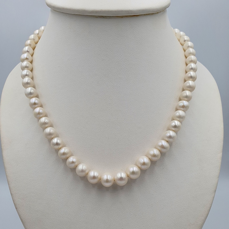 Classic Necklace - Etsy