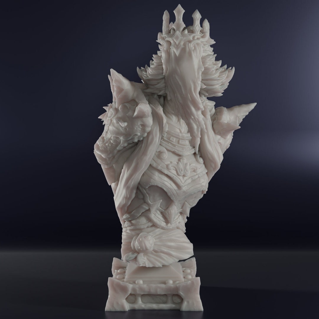 Faceless Queen Bust Resin Miniature - Etsy