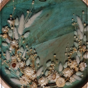 Round Wooden Coffee Table, Rustic Style, Dried Flowers Arrangement ...