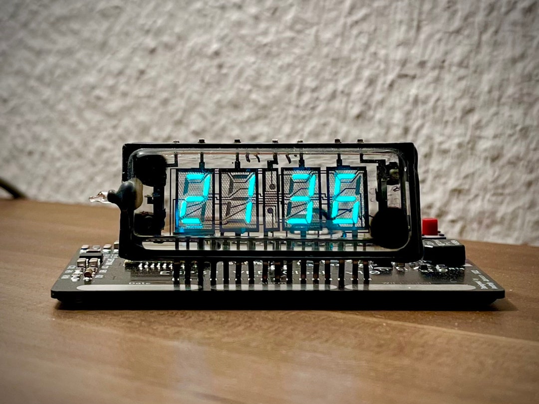 Vintage VFD Alarm Clock Wifi ESP32 Soviet IVL 2-7/5 (ИВЛ 2-7/5) - Etsy