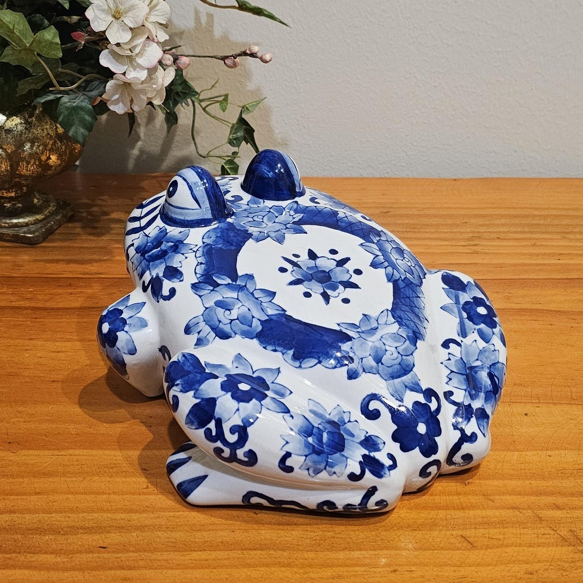 Vintage Blue & White Porcelain Frog – Rare Find! - Etsy