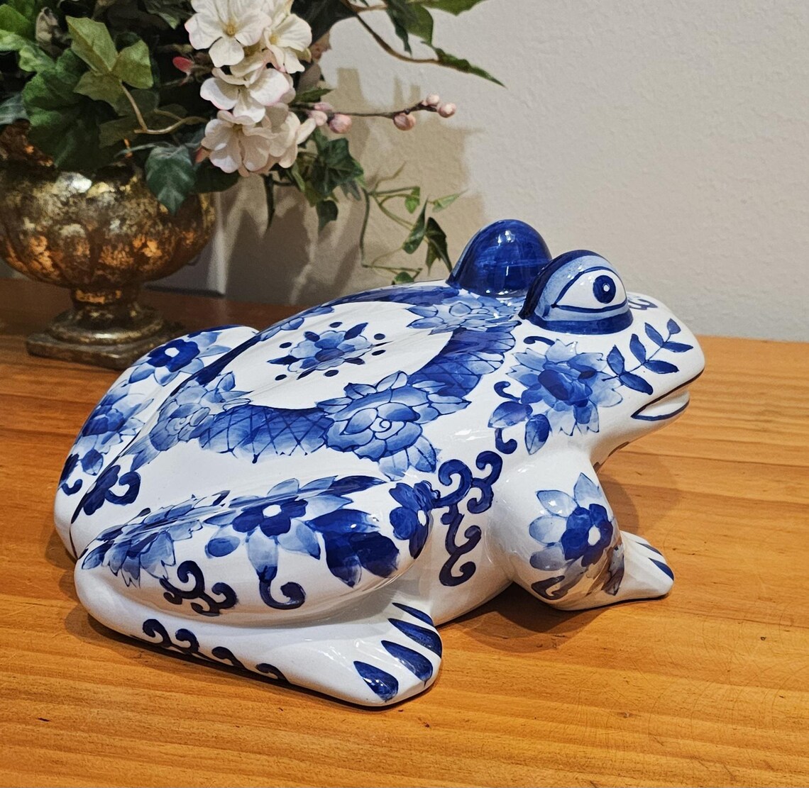 Vintage Blue & White Porcelain Frog – Rare Find! - Etsy