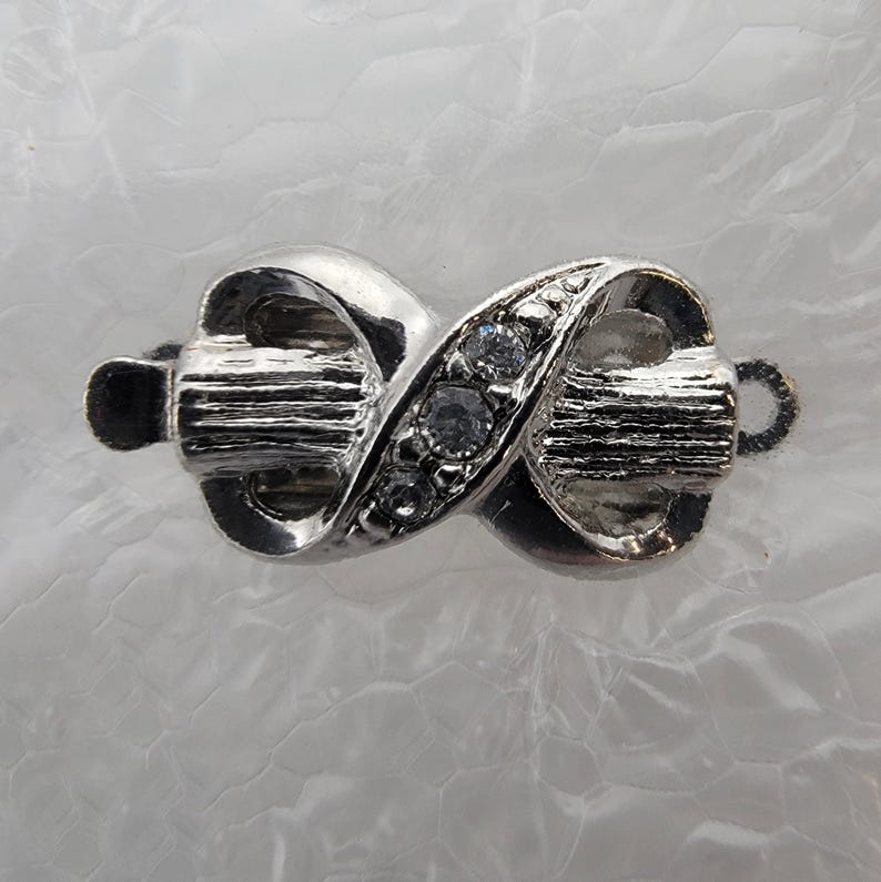 Bow Box Tab Clasp - Push-pull Clasp With Crystals (17x8mm) Silver or ...