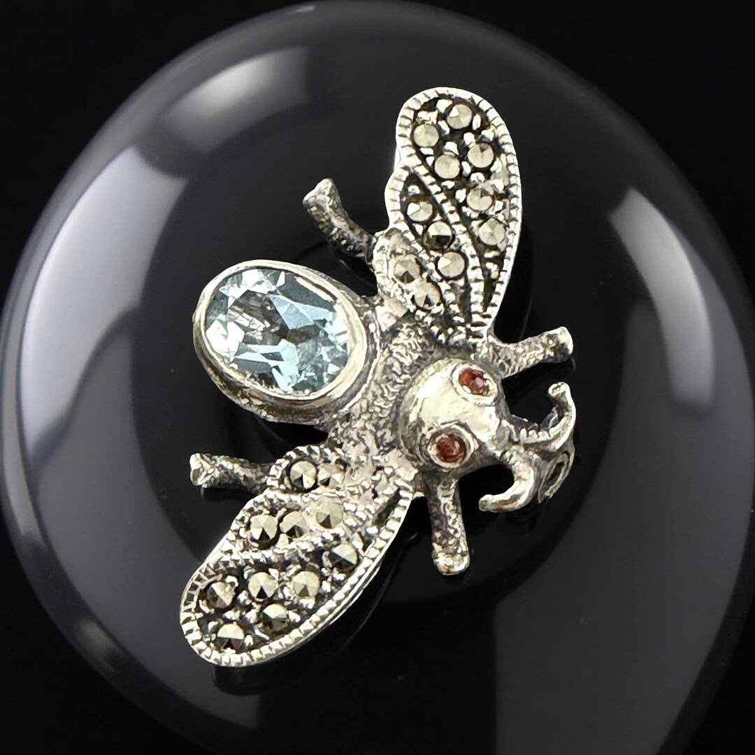 VTG Sterling Silver 925 Marcasite Bee Brooch Blue Glass Body Garnet ...