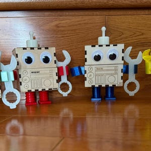 Boxie Bot! STEM Based Educational Kit. Prepare/build This Cute Movable ...