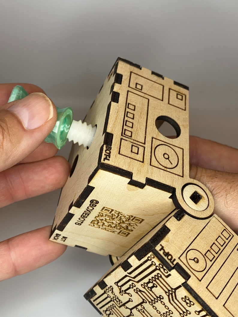 Boxie Bot STEM Based Educational Kit. Prepare/build This Cute Movable ...