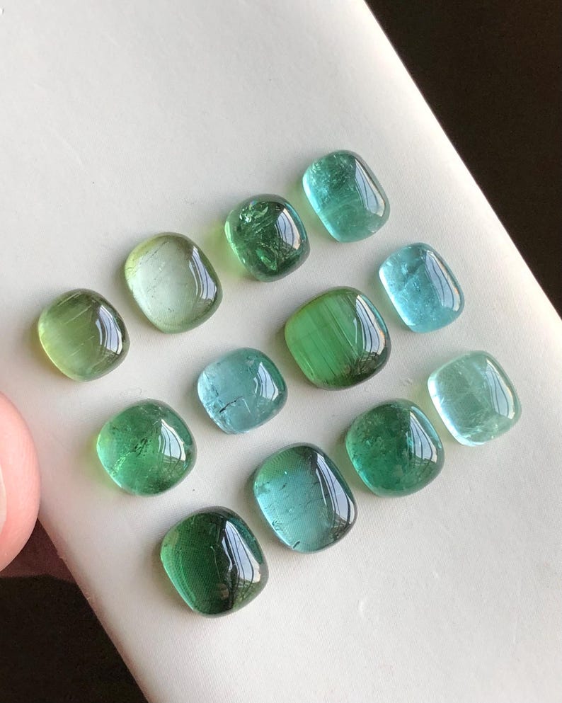 27.5 Carats Natural Blue Green Tourmaline Cabochons' Lot Originated ...