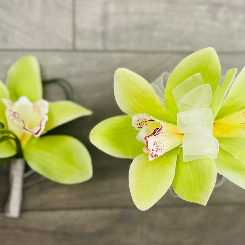 Prom Wrist Corsage - Etsy