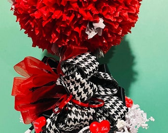 Stacked Heart Topiary.personalizable Art. Farmhouse Valentines Decor ...