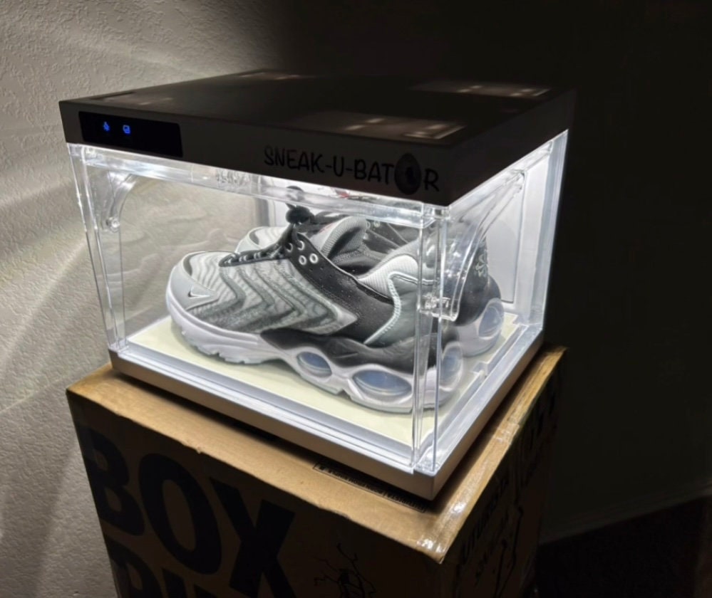 SNEAK-U-BATOR Technology LED Shoe Box With Wireless Remote Shoe ...