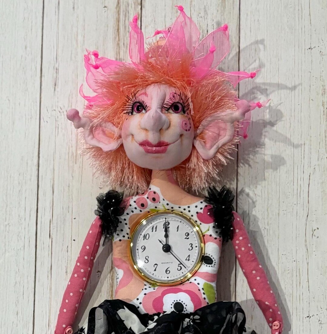 Peaches Wall Clock Doll - Etsy