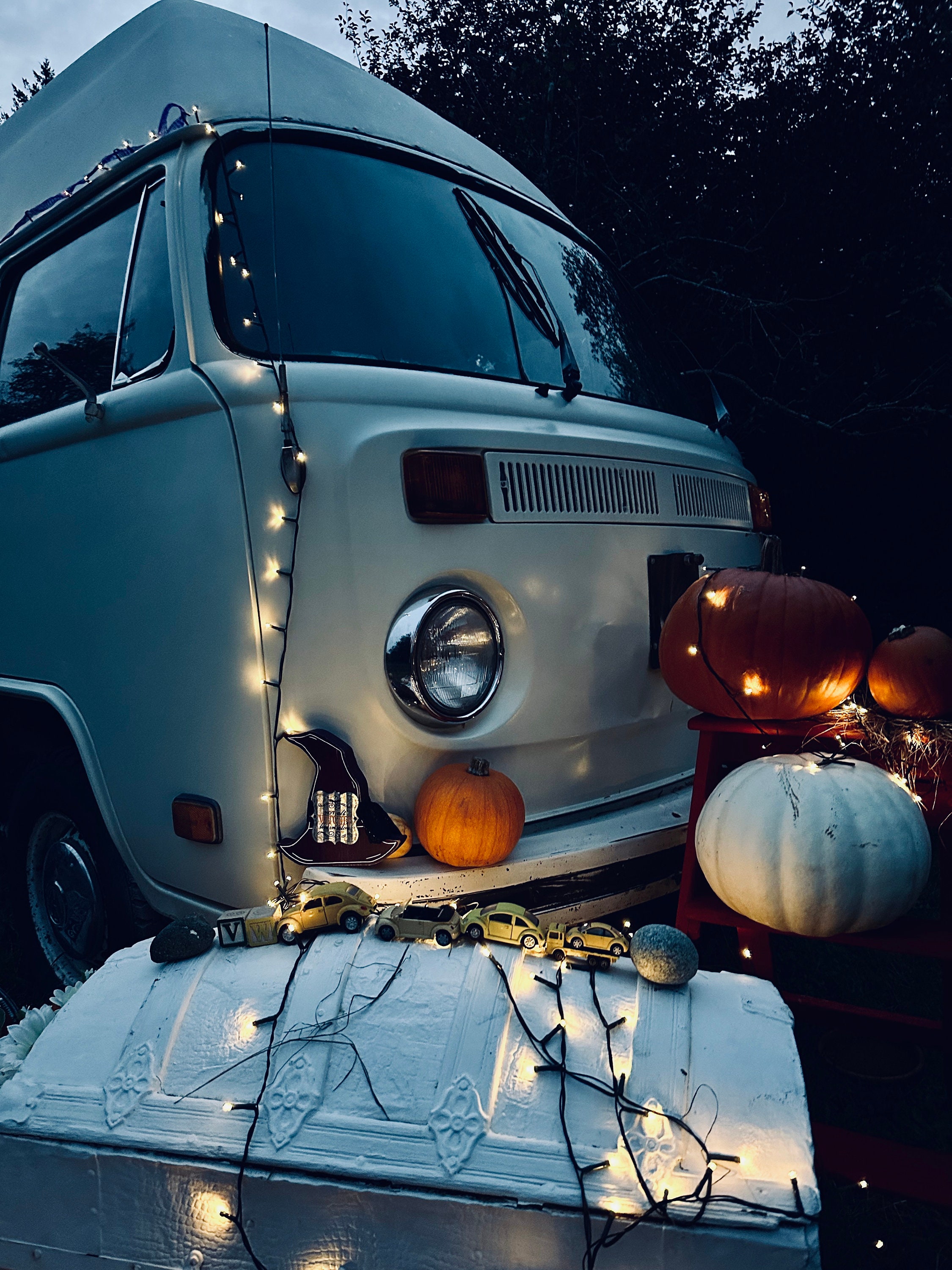 Volkswagen Inspired 5 Cards Pkg Island Lifestyle With a Boho Feel ...
