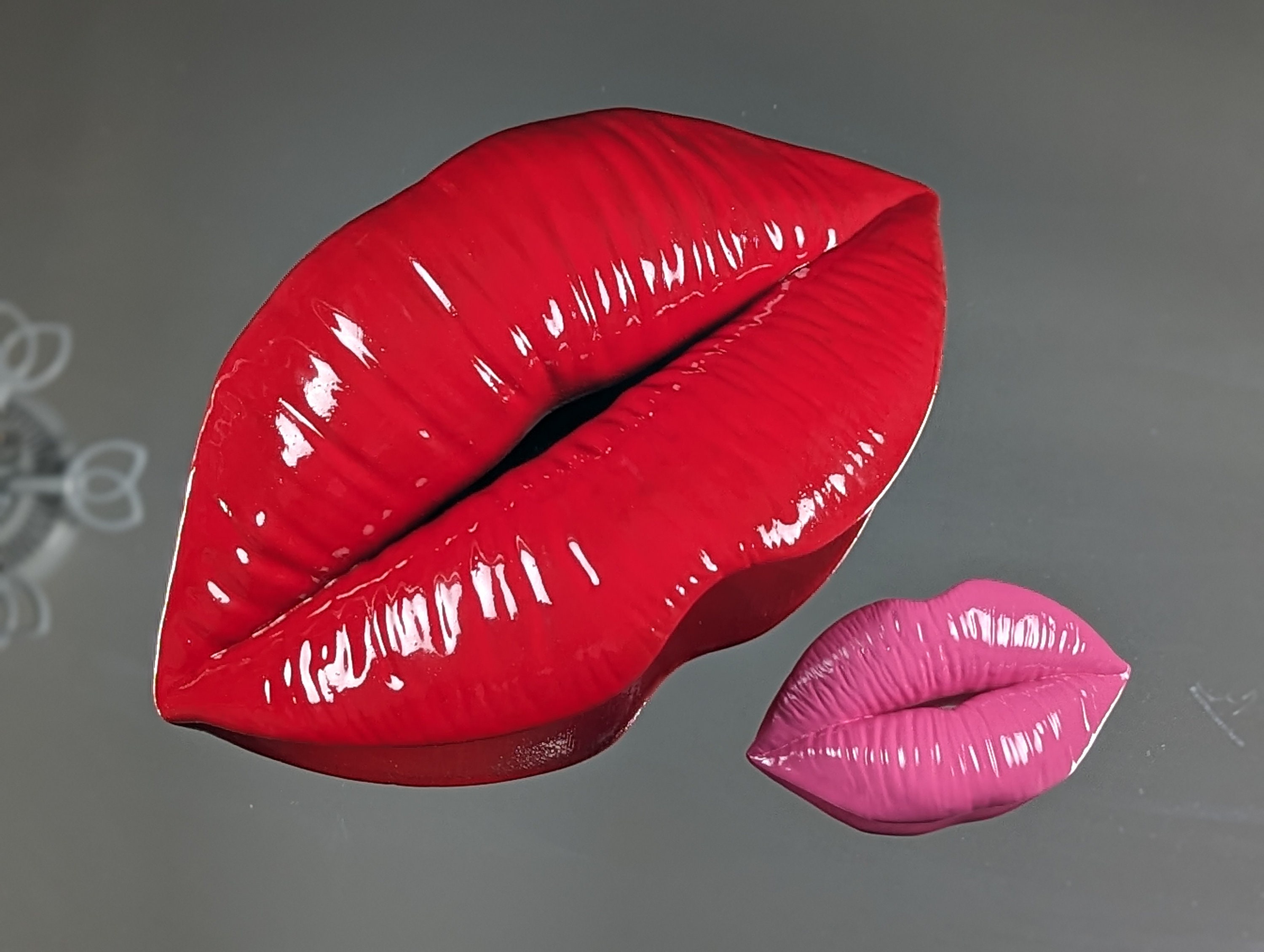 Lips Wall Art Hangable Decor Gift for Women - Etsy