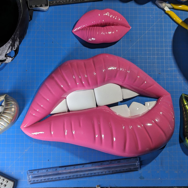 Lips Sculpture - Etsy