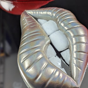 Lips Bitten Wall Art Hangable Decor - Gift for Women - Etsy